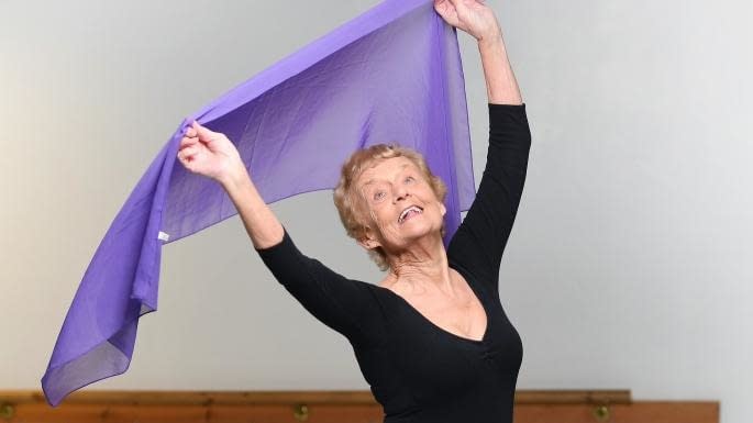 80-year-old Barbara Peters becomes Britain's oldest ballet dancer...