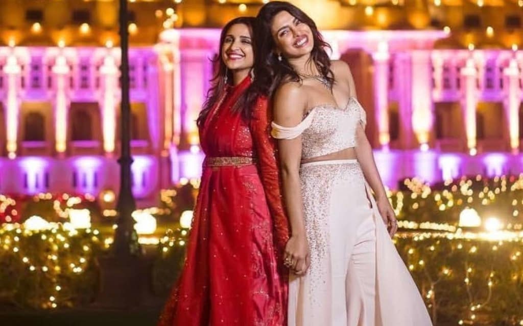 Priyanka-Parineeti to hold arm wrestling match