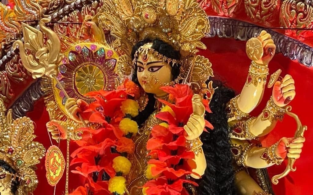 durga statue uk