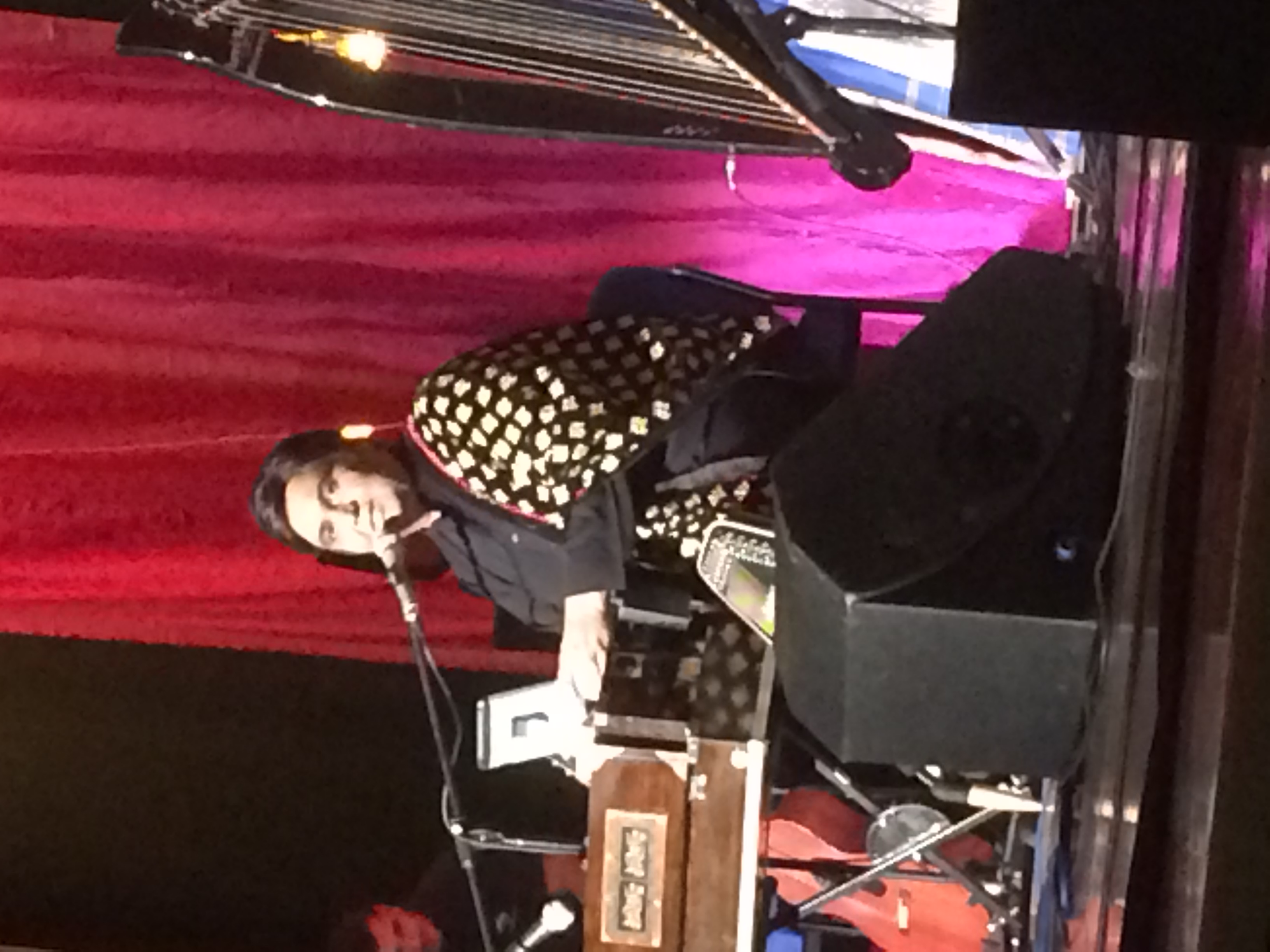 Tauseef Akhtar dazzles the audience with ghazals...