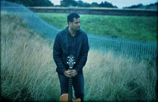 Asian-origin singer from London gains popularity in the US...