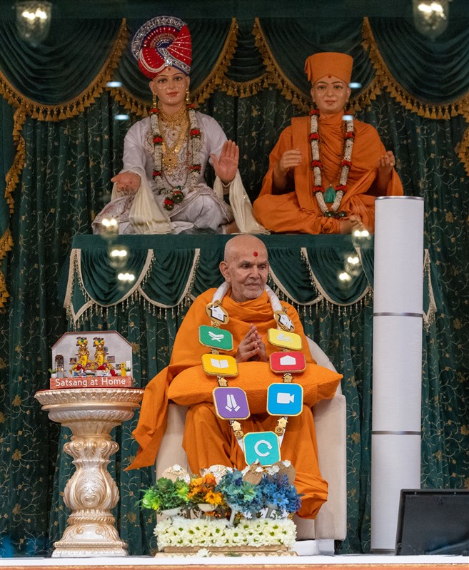 Birth anniversary of HH Yogiji Maharaj celebrated at the Neasden Temple...