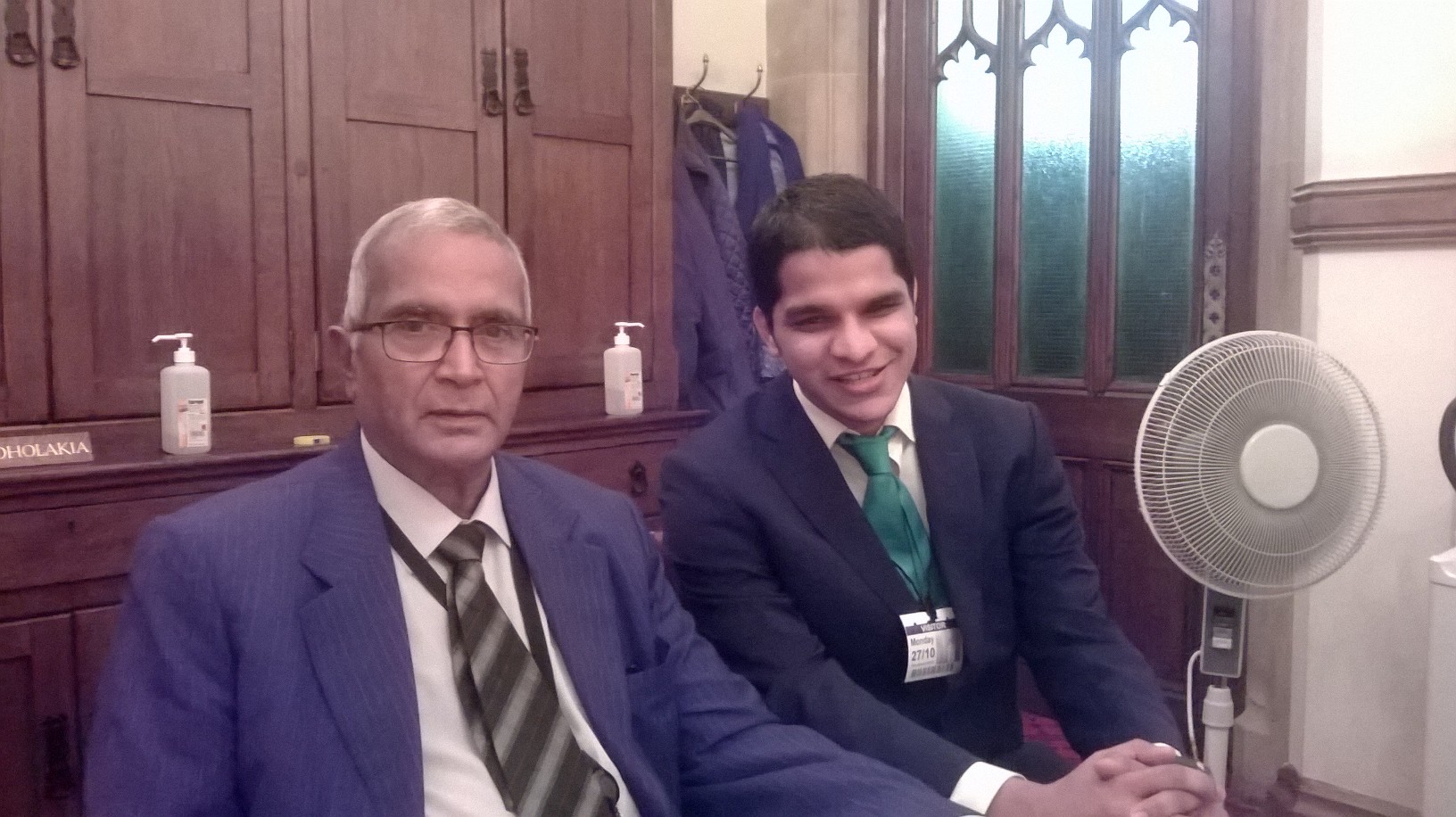 Lord Dholakia becomes a Patron of the Rang De UK Chapter